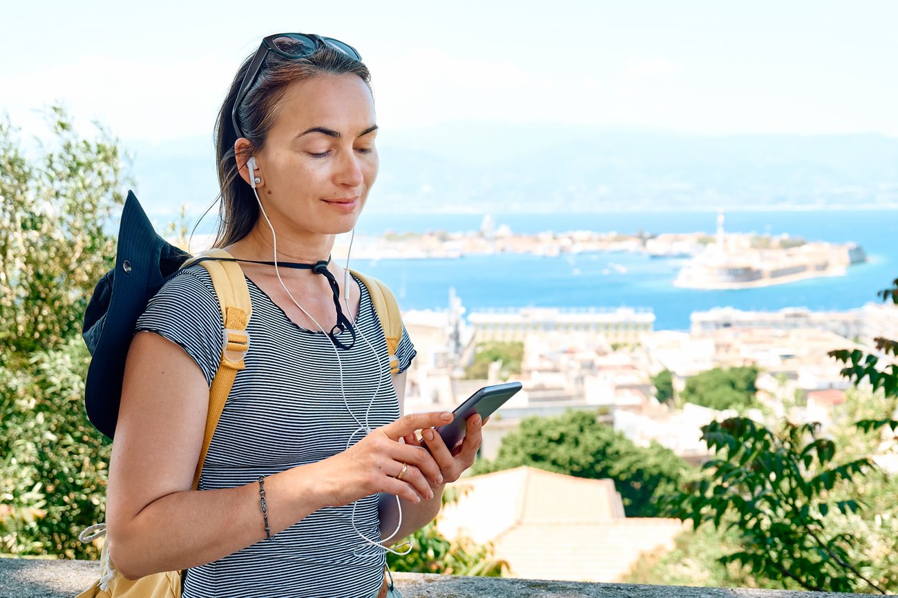 4 Key reasons European tourism leaders are shifting away from digital audio tour guide app ...